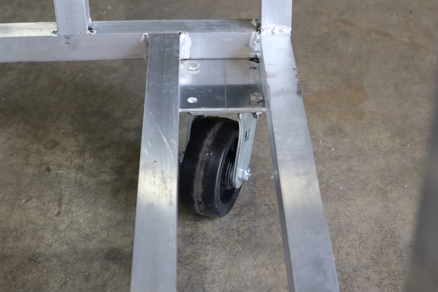 Specialized Handling Carts For A World Leading Aircraft Manufacturer ...