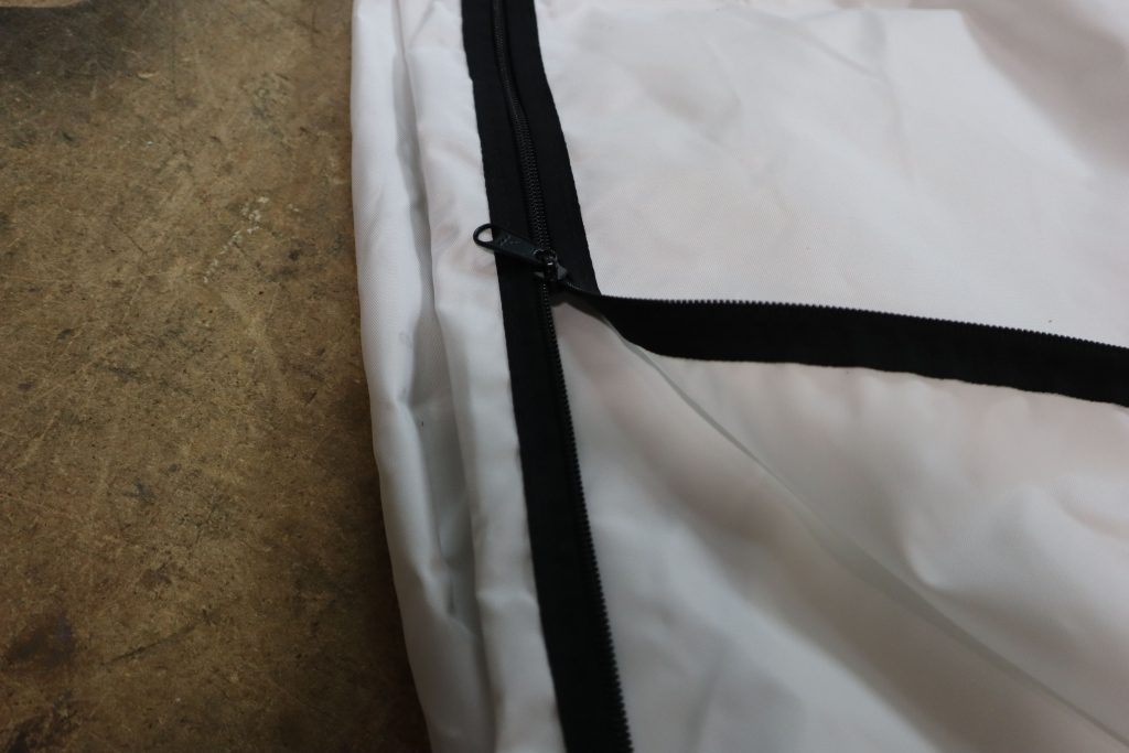 Double Bun Pan Rack Cover for Sale: White Zipper | Schaumburg